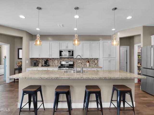 35171 n braeden drive