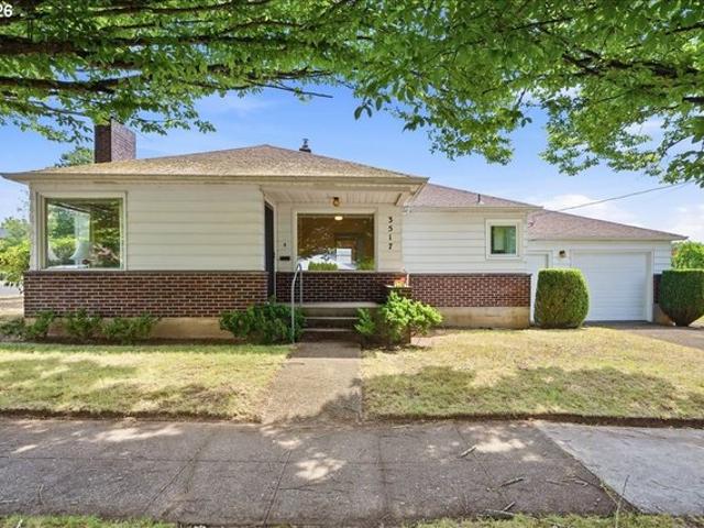 3517 Grant St, Vancouver, WA 98660