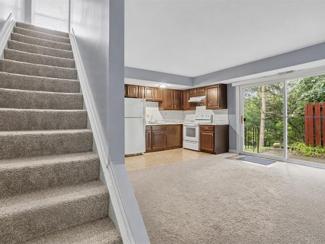 3517 Kenbrooke Court