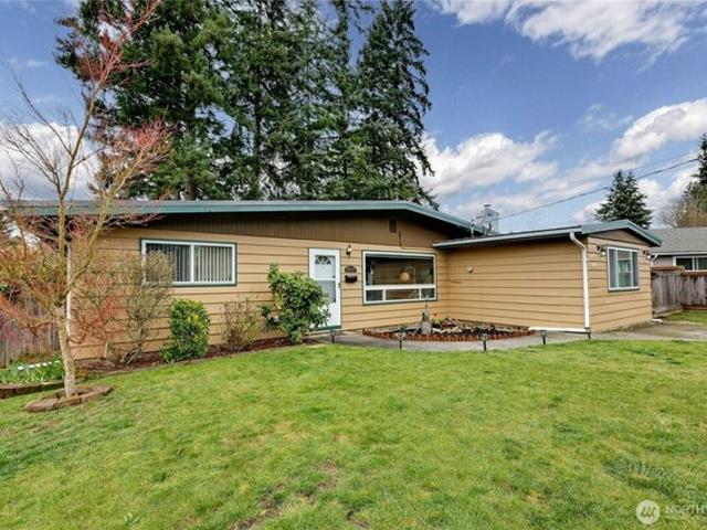 3517 Parker Ln, Bremerton, WA 98310