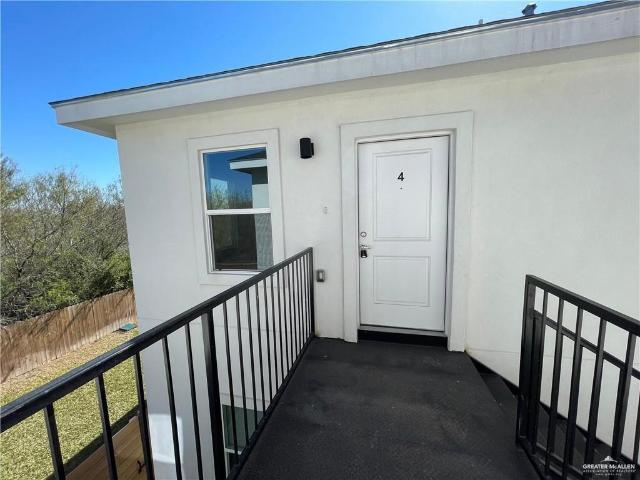 3517 S Dominique Drive 4