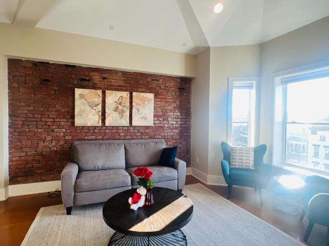 3517 13th St NW, Unit 302, Washington, DC 20010 | MLS #DCDC2254 | Compass