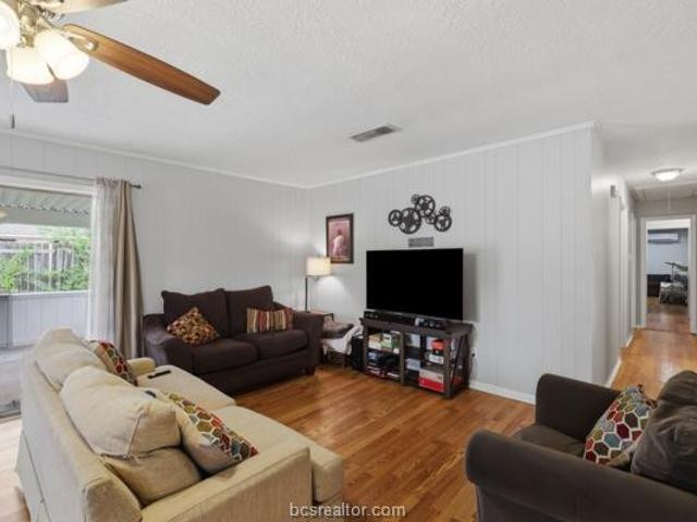 3518 Greenridge Circle