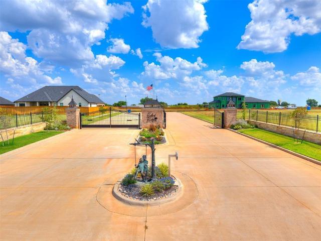 3518 Redbud Drive