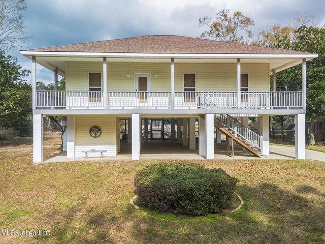 3518 River Bluff Rd, D'Iberville, MS 39540