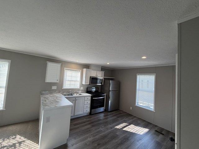 3518 Sally Mae Ter Unit 715, Lansing, MI 48917