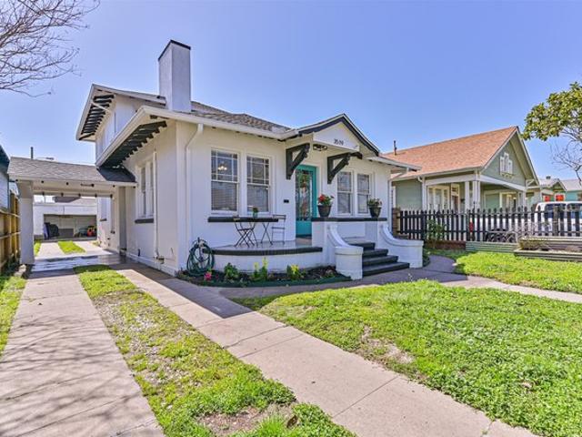 3519 Avenue R 1/2, Galveston, TX 77550