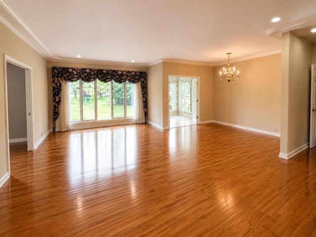 3519 Bob White Circle