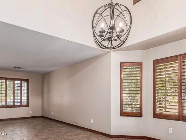 3519 E TONTO Drive