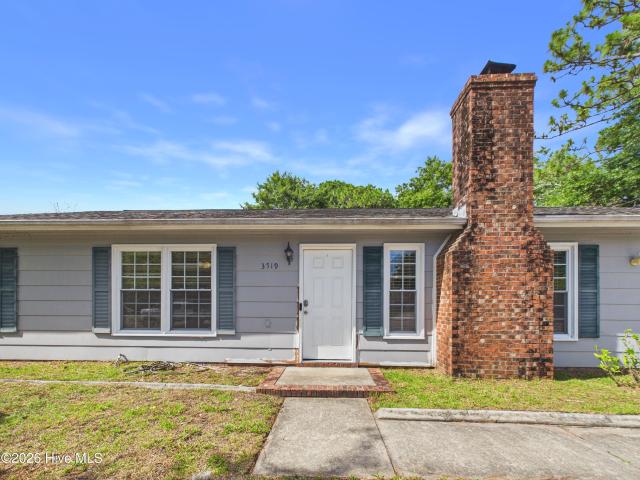 3519 Lakewood Place