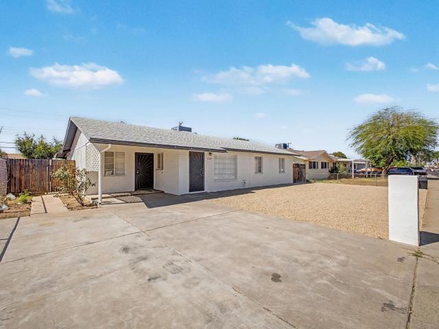 3519 W Orchid Lane