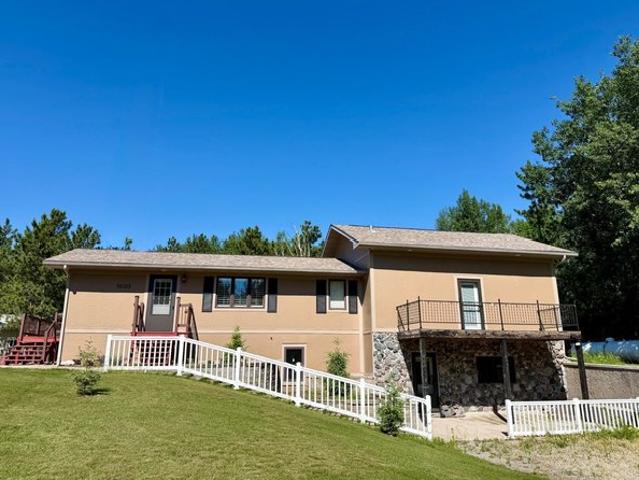 35103 th Ave, Warroad, MN 56763