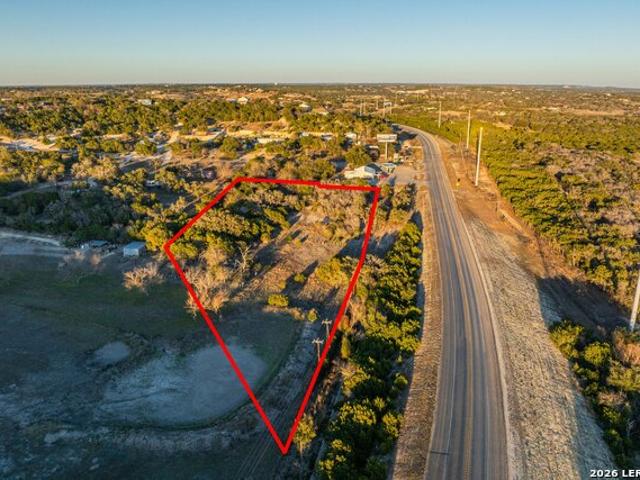 3510 Medina Hwy