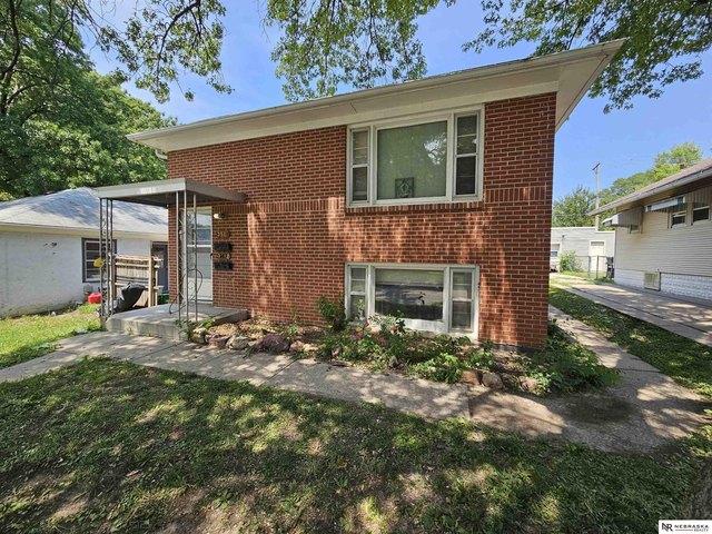 3510 A St Units 1 & 2, Lincoln, NE 68510