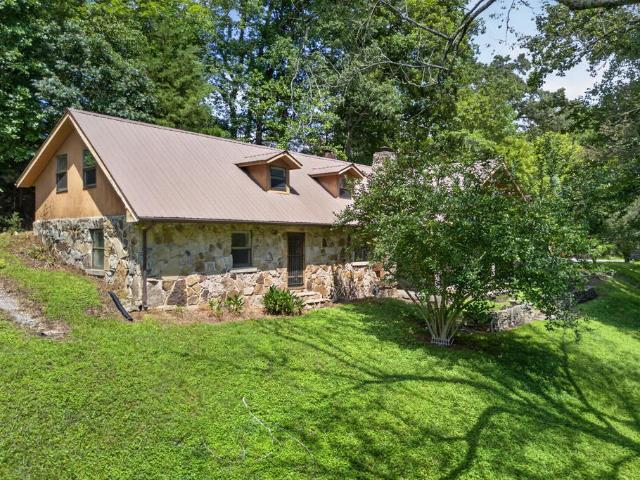 3510 Blackburn Hill Dr