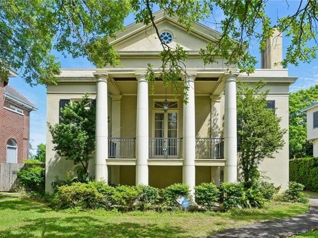 3510 Calhoun St, New Orleans, LA 70125