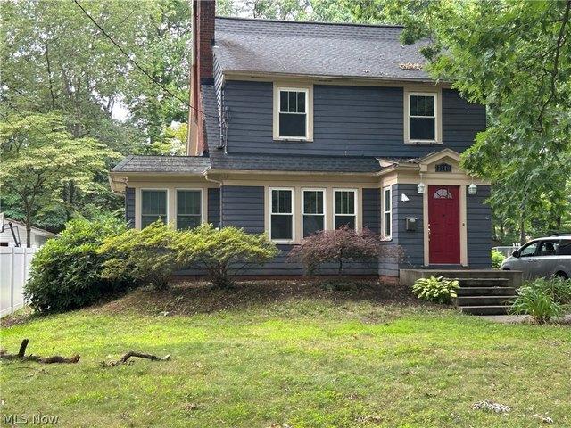 3510 Edgewood Dr, Stow, OH 44224