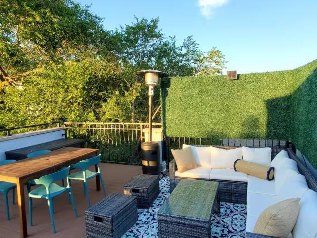 3511 N Seminary Avenue # 3