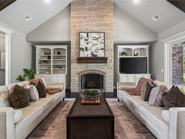 3511 Oak Tree Drive