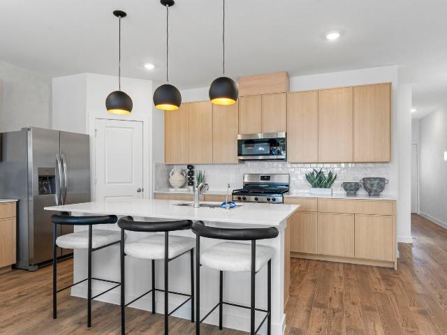 3511 Blackbird Lane