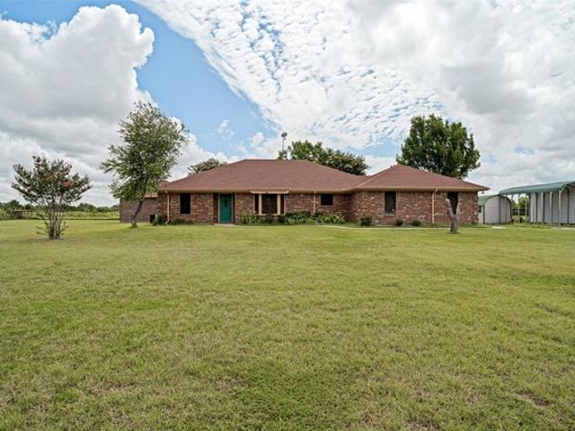 3511 County Road 1108, Celeste, TX 75423