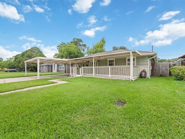 3511 Guthrie Dr, Pasadena, TX 77503