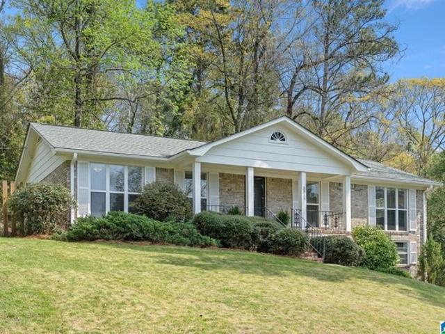 3511 Valley Cir, Vestavia Hills, AL 35243