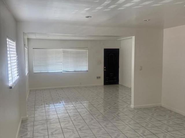 3511 W 118th Place