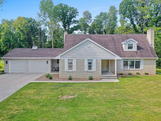 3511 Wildwood Dr
