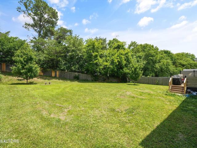 3512 Maple Valley Lane