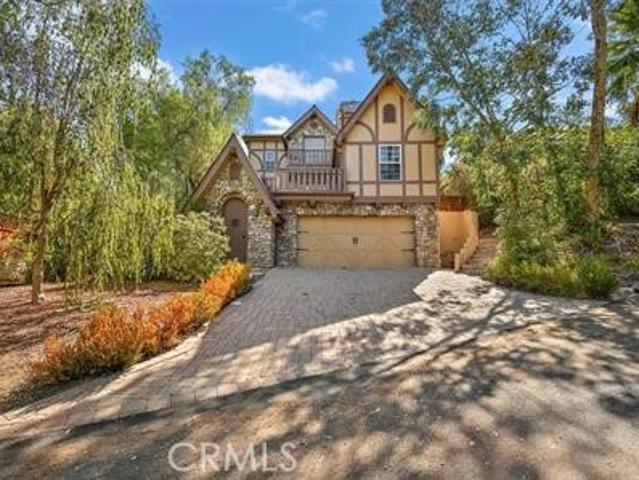 3512 Mesquite Drive