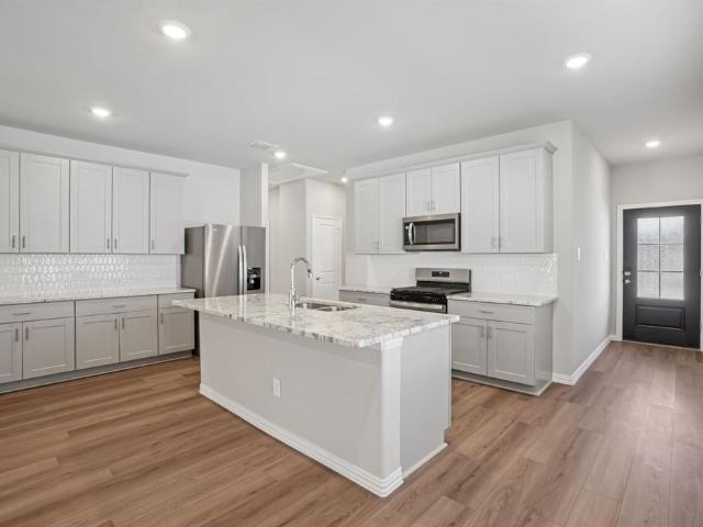 3512 Bridgeport Drive