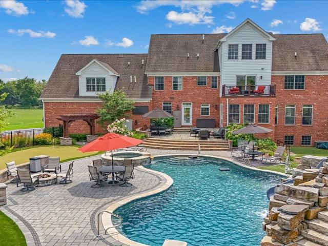 3512 deep wood drive