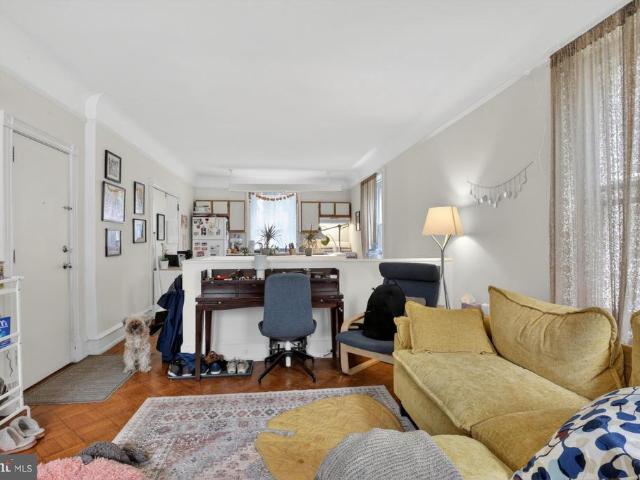 3512 Lancaster Avenue # 1E