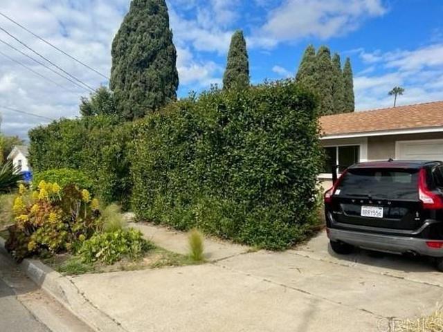 3512 Las Vegas Dr, Oceanside, CA 92054