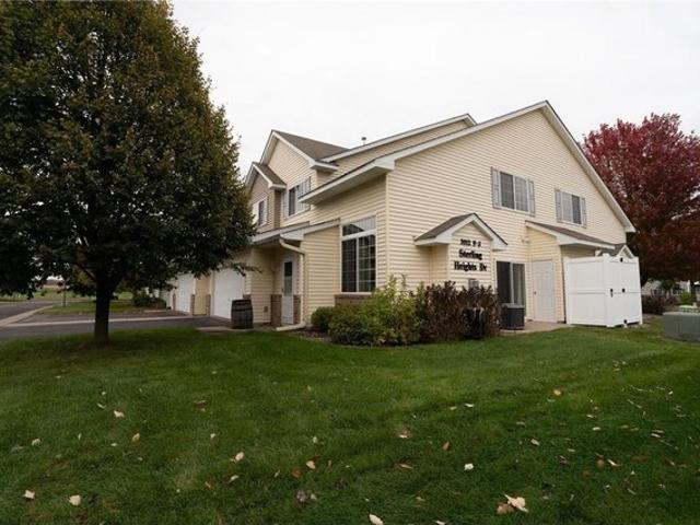 3512 Sterling Heights Dr Ste J, River Falls, WI 54022