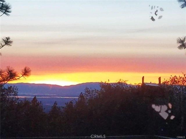 3512 Skycrest Dr, Oroville, CA 95965