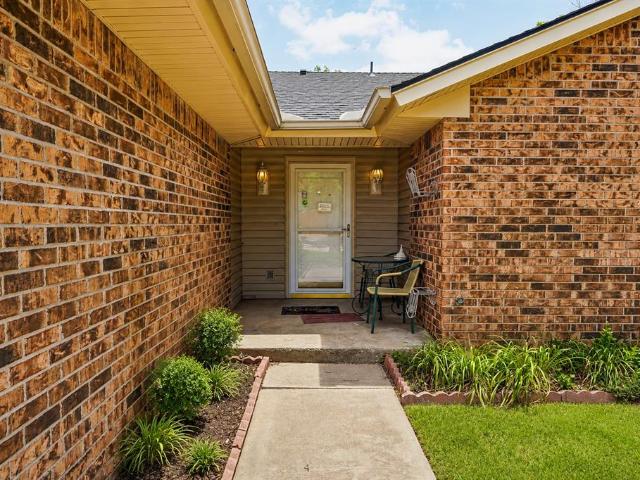 3512 Tiffany Drive