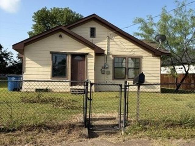 3512 Toronto St, Dallas, TX 75212