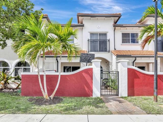 3513 NW 29th Ct, Lauderdale Lakes, FL 33311