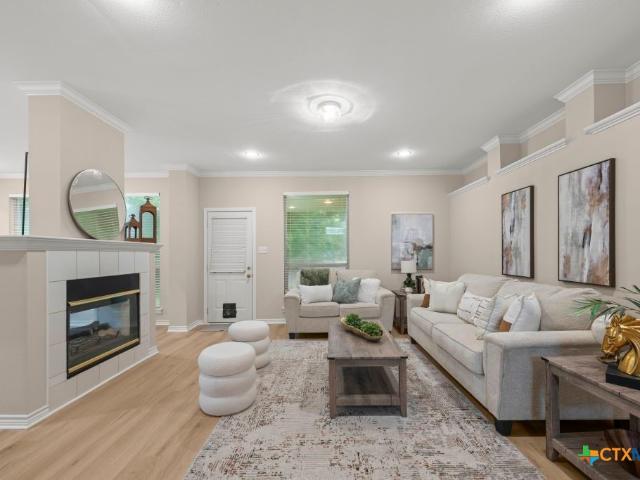 3513 Oakview Drive