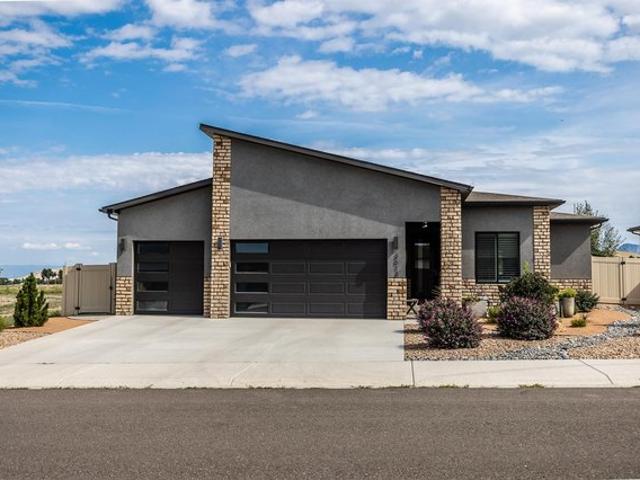 3513 Ashberry St, Montrose, CO 81401