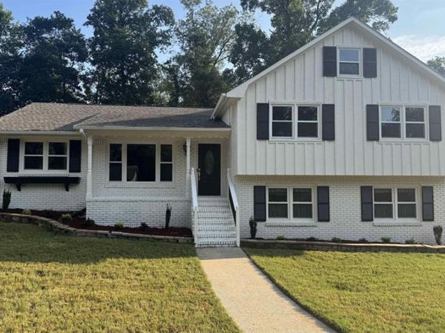 3513 Brookfield Rd, Hoover, AL 35226