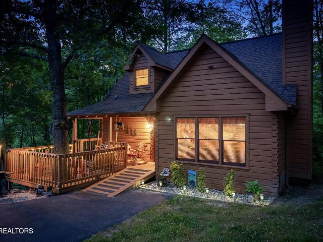 3513 Country Pines Way