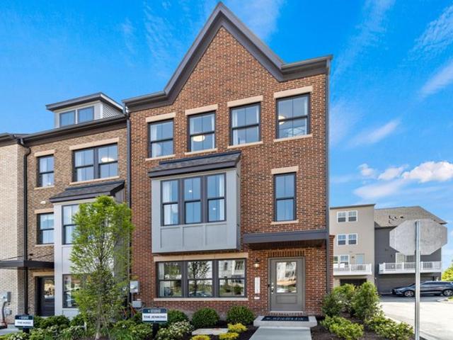 3513 Dean Dr, Hyattsville, MD 20782