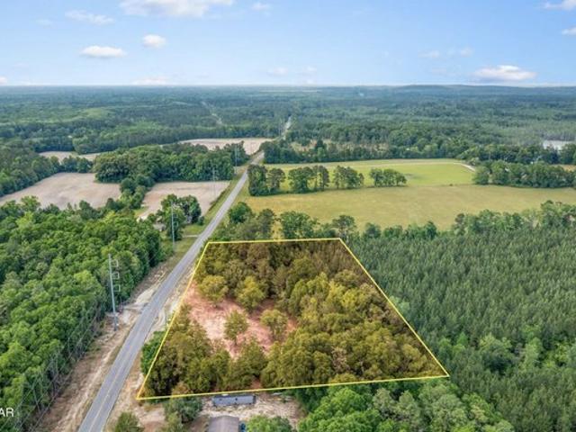3513 River Rd, Vernon, FL 32462