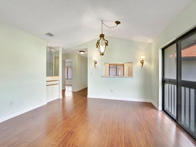 351 Club Circle 207, Boca Raton, US, FL