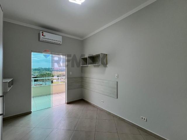 351 Área Útil Casa de Condomínio Alugar, 4 Dormitórios localizado em Estrada Governador André Franco Montoro, 801 Condomínio Lago da Barra Condomínio Residencial Lago da Barra, Jaguariúna, São Paulo, 13913340 | Brasil