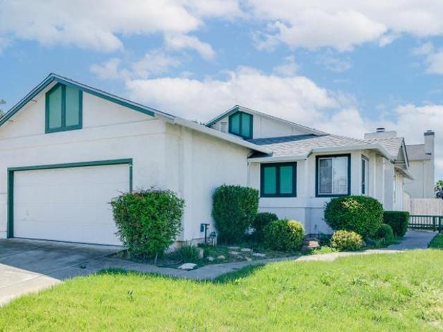 351 Bottlebrush Ct, Suisun City, CA 94585