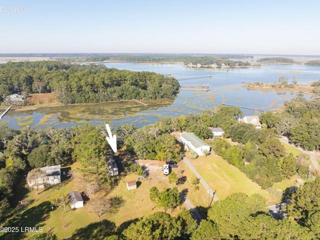 351 Brickyard Point Rd N, Beaufort, SC 29907
